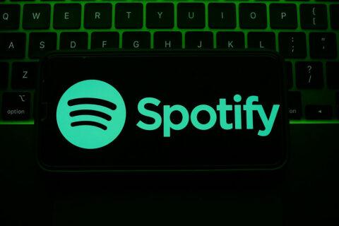 Schareina gana tercera etapa del Dakar en motos - ATB Digital