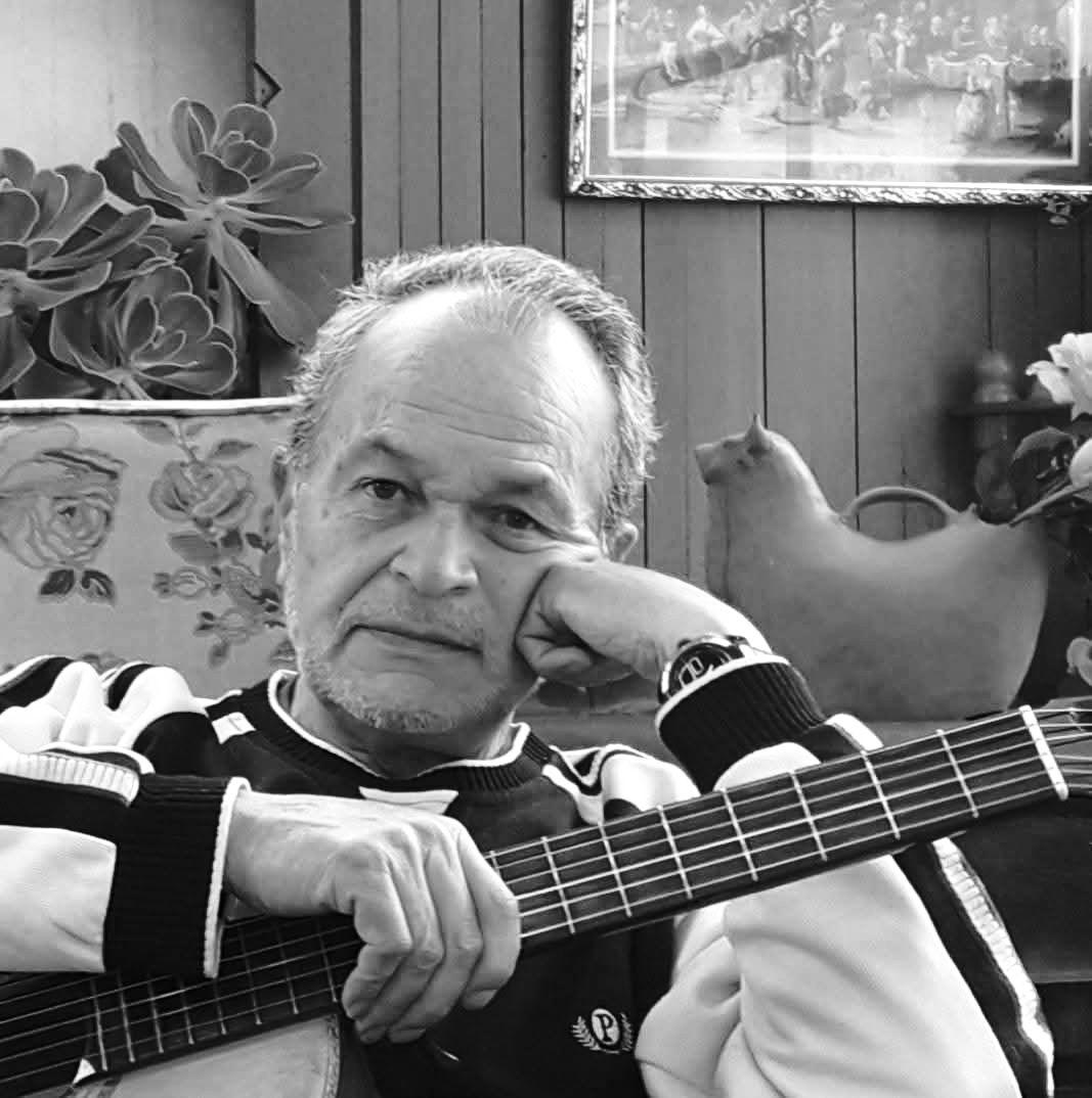 Fallece a los 72 años el músico y compositor Julio César Paredes - ATB ...