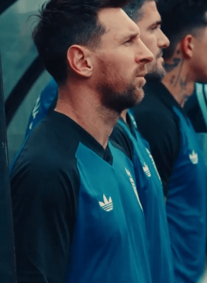 ¡Messi quedó en shock! Pusieron “bombón asesino” en vez del himno ...